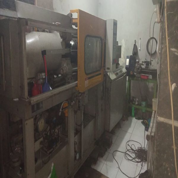 Mesin Injection Molding Plastik | Cetak Plastik